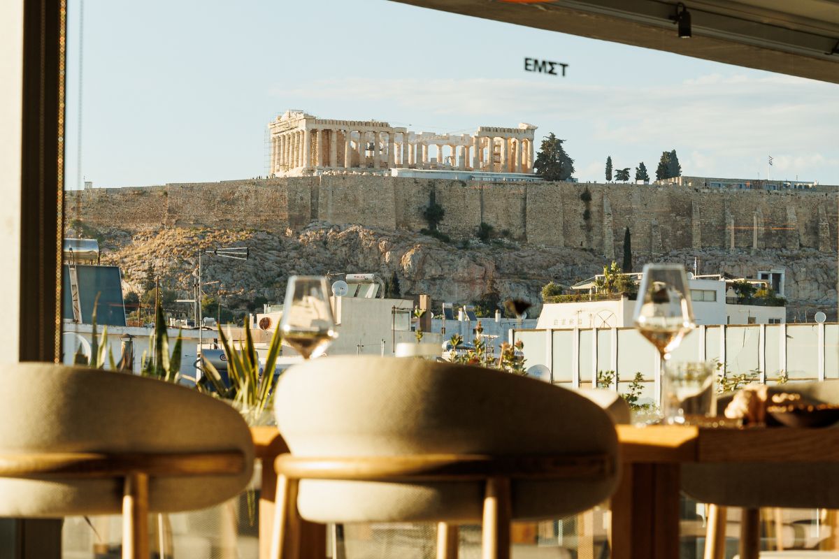 NYN ESTI – Φρέσκο μενού στο εστιατόριο του Εθνικού Μουσείου Σύγχρονης ...